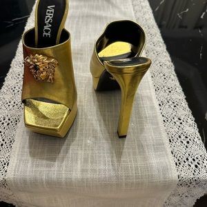 Versace | Shoes | Versace Women La Medusa Leather Platform Heels | Poshmark